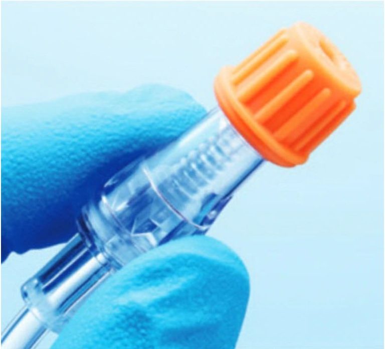 SwabCap® XT Luer Access Valve Disinfection Cap with 70% IPA